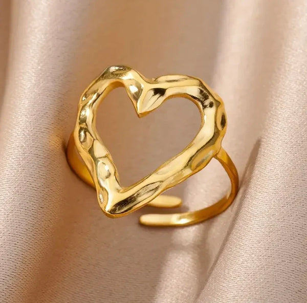 Hollow Heart Adjustable Ring – trendifypk