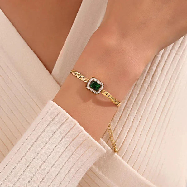 Emerald Snake Chain Bracelet – trendifypk